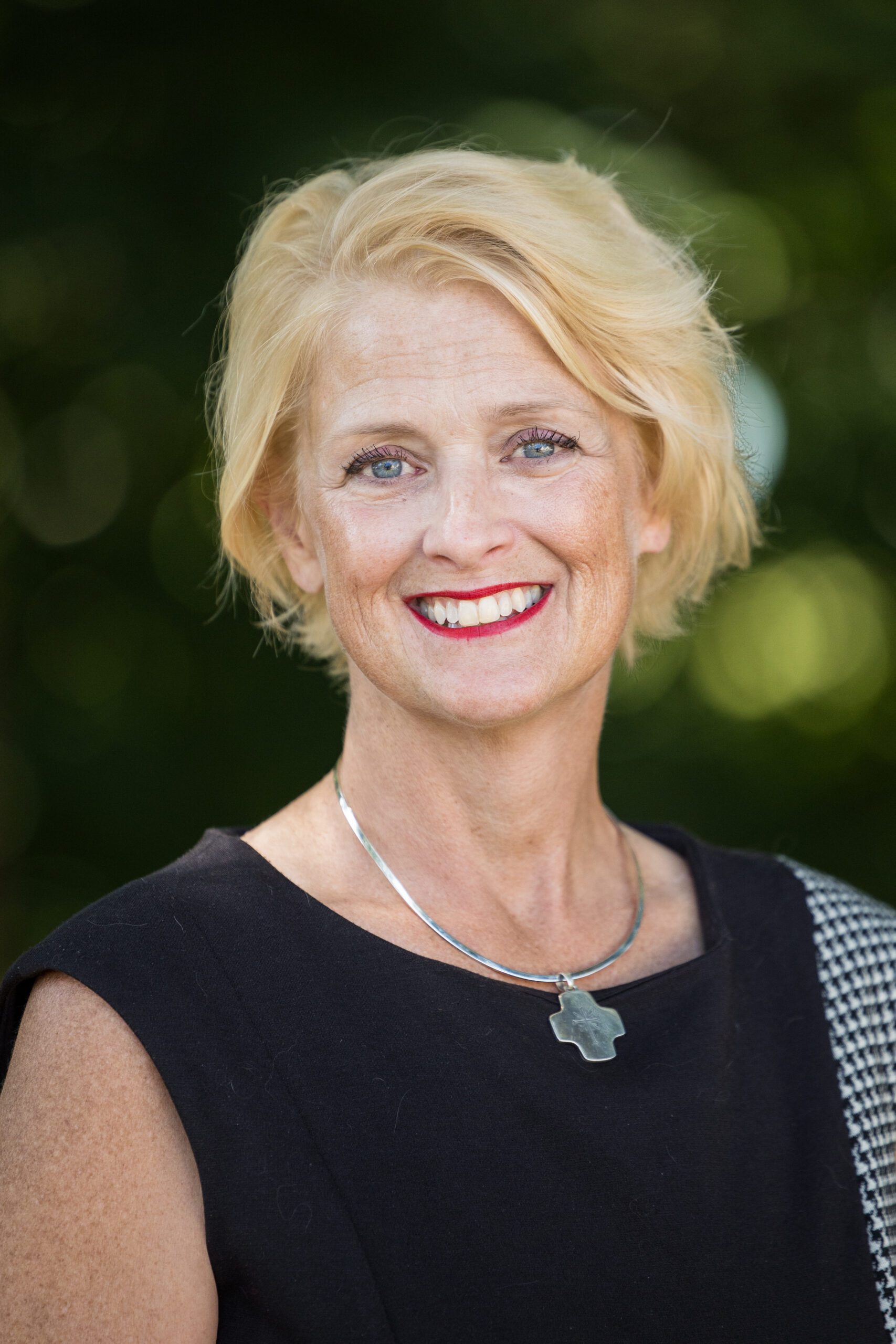 Mrs. Laura Beckham | Long Island Lutheran Middle & High School