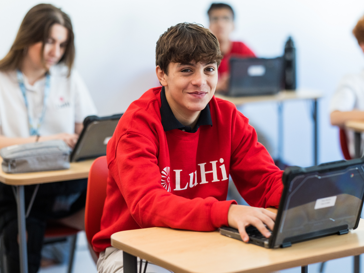 LuHi Earns Dual Reaccreditation from NYSAIS and Middle States Association